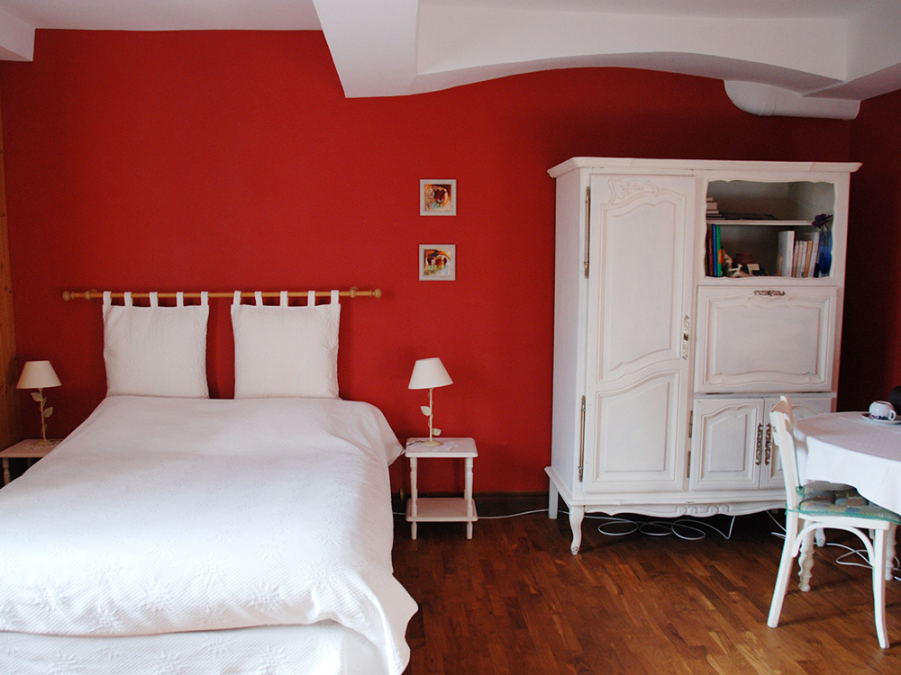 Chambre rouge | chambre d'hôtes La Croze